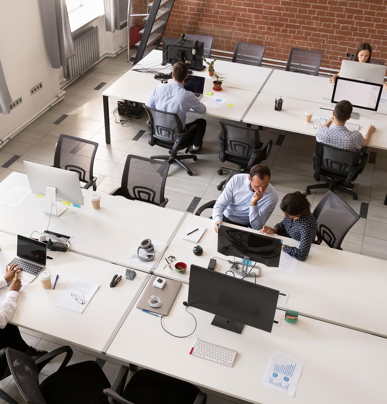 Desk-Sharing: Wie Unternehmen von flexiblen Bürostrukturen profitieren